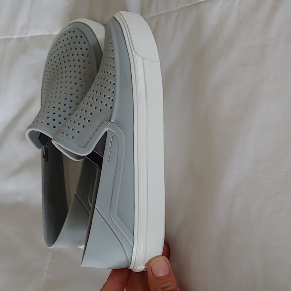 CROCS | Shoes | Crocs L Kids L Boy Or Girl Loafer Deck Shoe Style In ...